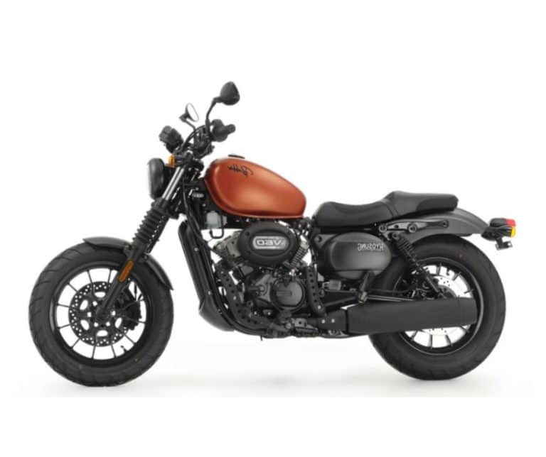 Las 4 mejores motos Chopper y Custom de 125 en 2024 - Viajando Alto